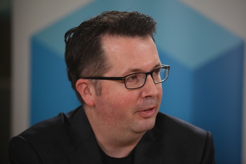 Oracle hitches cloud fortunes to Azure | ITWeb