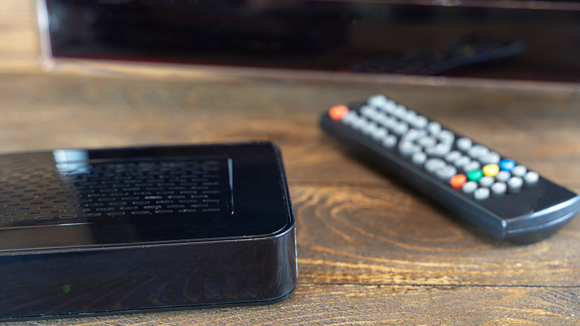 Uptick in set-top box connections, says minister | ITWeb