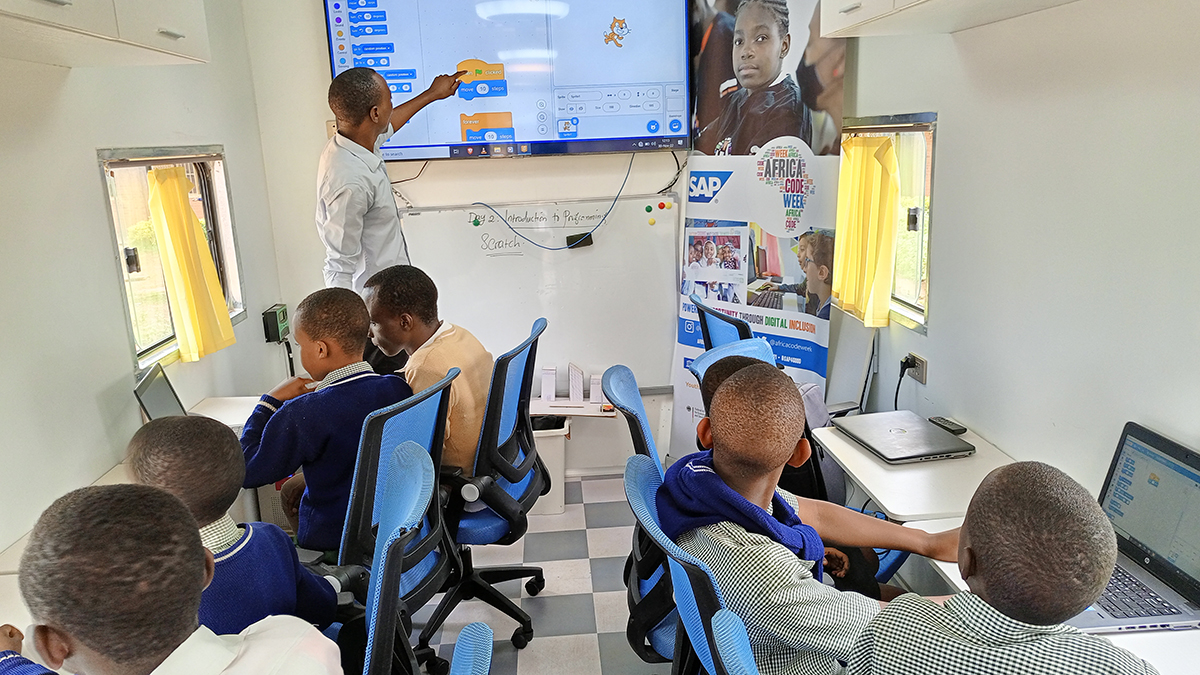 Africa Code Week shifts into second phase | ITWeb