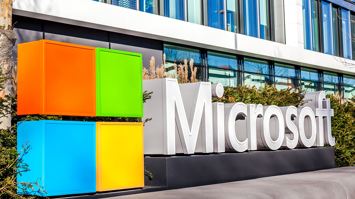 Microsoft in $30bn partnership to build AI data centres | ITWeb