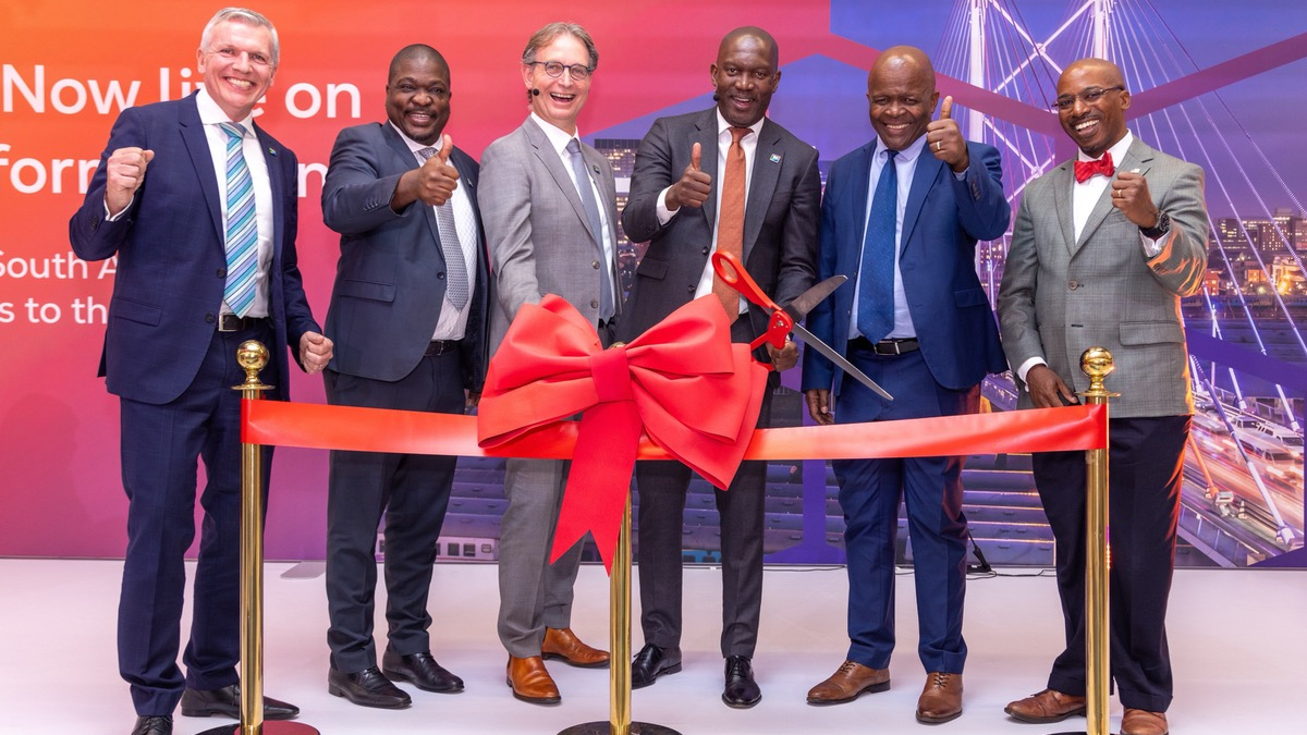 US-based Equinix goes live with its first data centre in SA | ITWeb