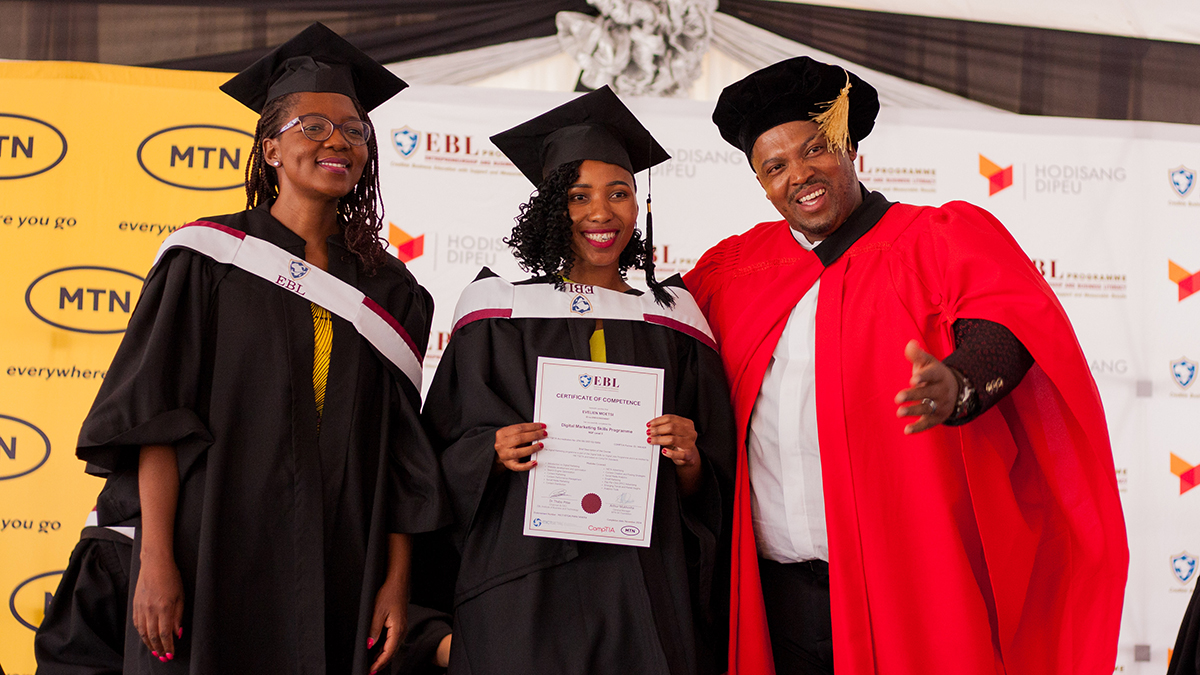 742 students graduate from MTN digital training programme | ITWeb
