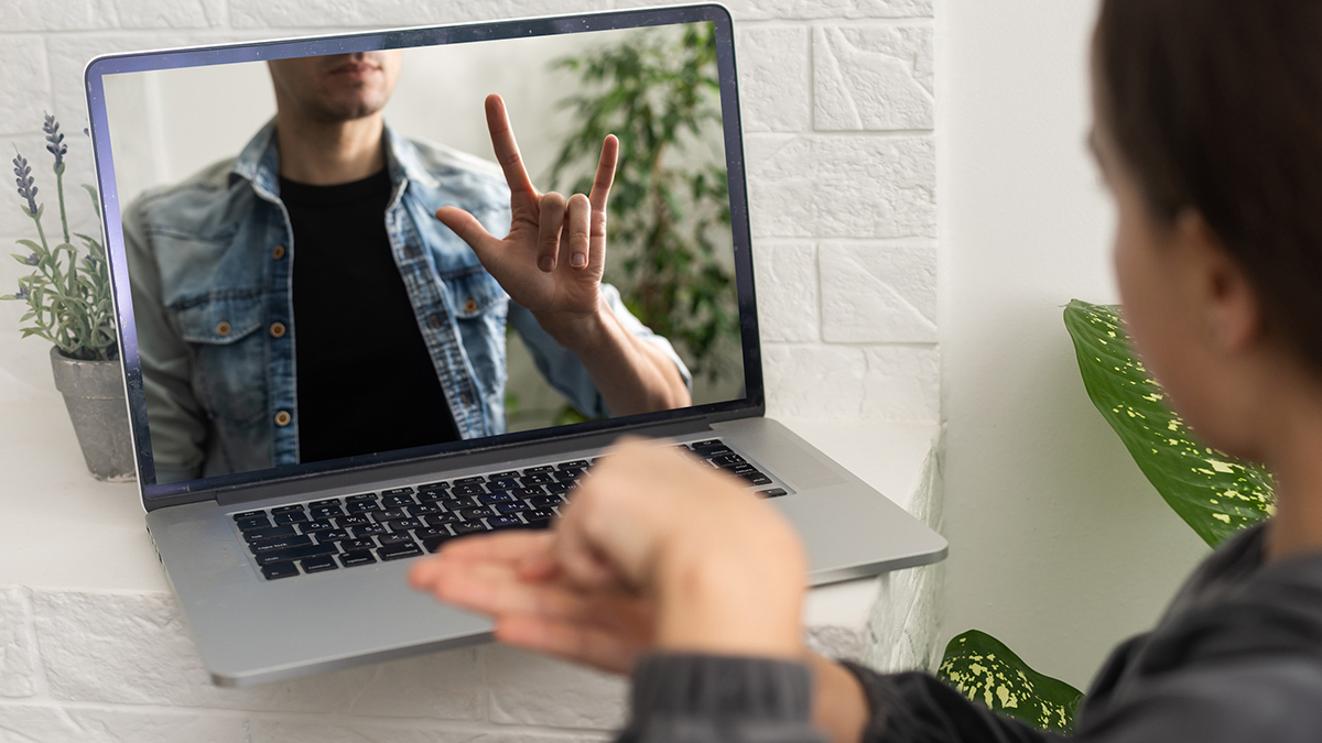 UCT pilots sign language-accessible website | ITWeb